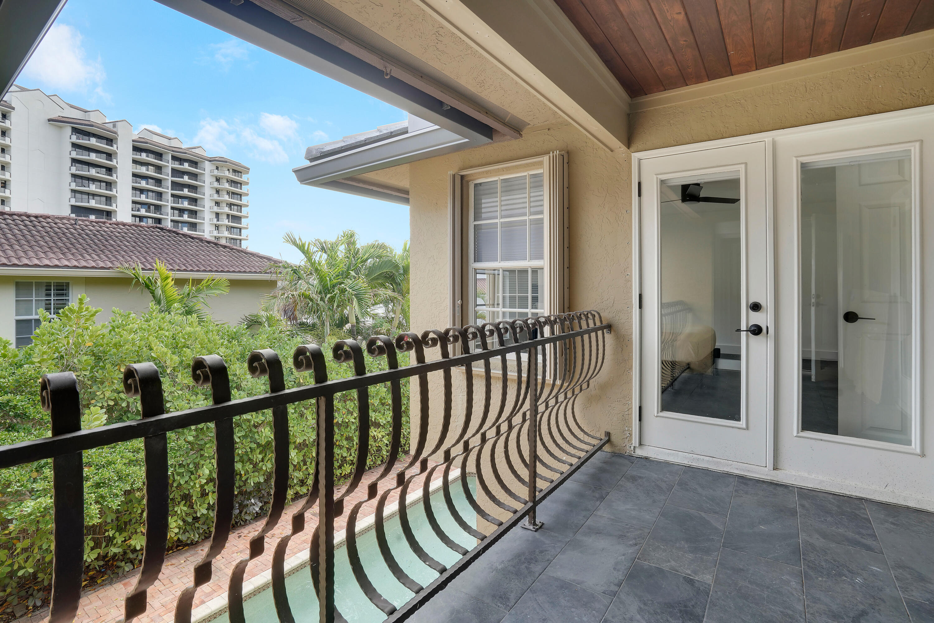 Is this your next house? | 460 Surfside Lane
