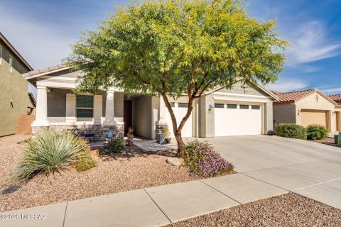 10233 E Encinas Trail, Tucson, AZ 85747.