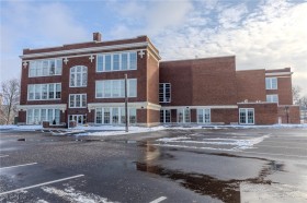 25 Public Square , Willoughby, OH 44094.