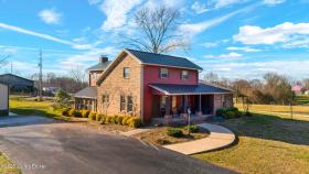 1109 Halifax Rd , Scottsville, KY 42164.