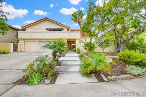 248 Avenida De Los Claveles , Encinitas, CA 92024.