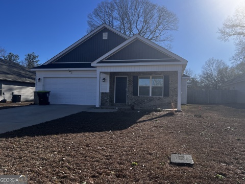 315 Lasso Drive, Warner Robins, GA 31088.