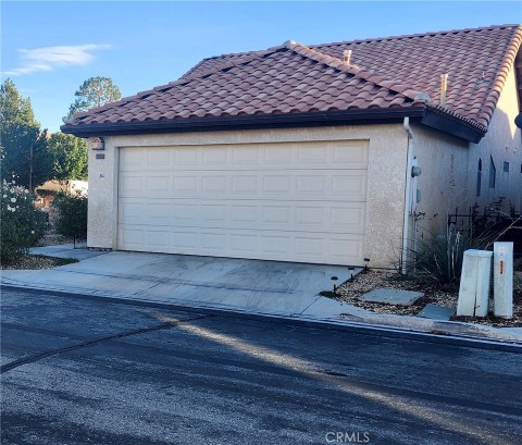 19273 Palm Way, Apple Valley, CA 92308.