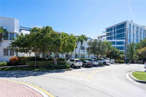 2383 Flamingo Dr #7-8, Miami Beach, FL 33140.