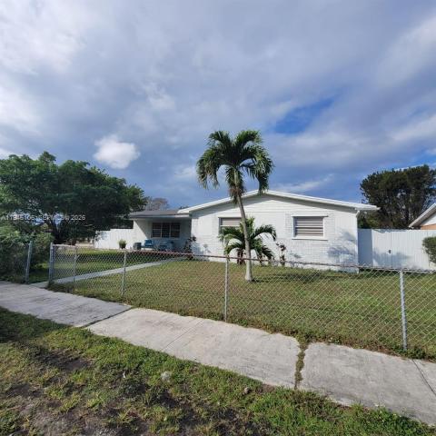 19930 SW 118th Pl , Miami, FL 33177.