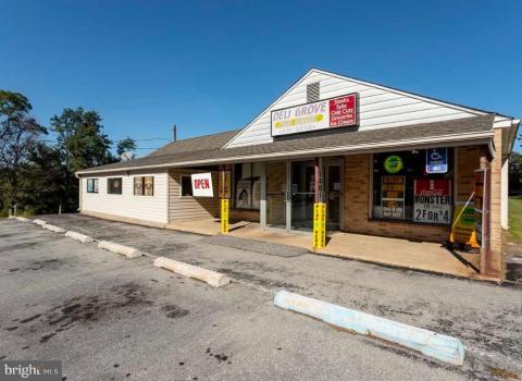 1401 S WHITFORD ROAD , WEST CHESTER, PA 19341.