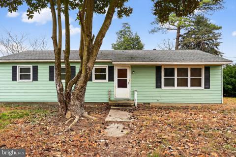 24751 NICHOLS STREET , SEAFORD, DE 19973.