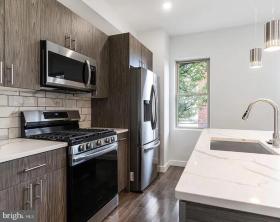 1945 N 7TH STREET #3, PHILADELPHIA, PA 19122.