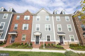 6416 TOTTERIDGE St , MIDDLE RIVER, MD 21220.