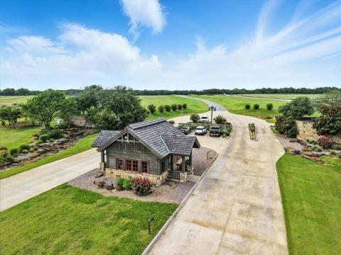 0000 Pronghorn Drive , Gordonville, TX 76245.