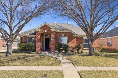 1728 River Oaks Drive , Allen, TX 75002.