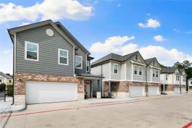 28328-222 Birnham Woods Drive , Spring, TX 77389.