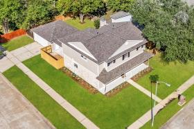 11603 Stone Bridge Drive , Houston, TX 77064.