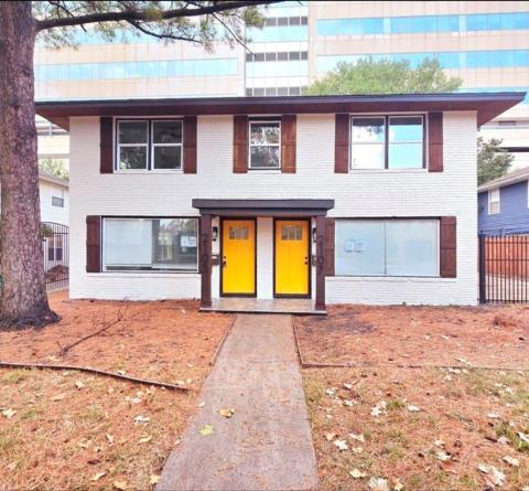 2105 Sheridan Street , Houston, TX 77030.