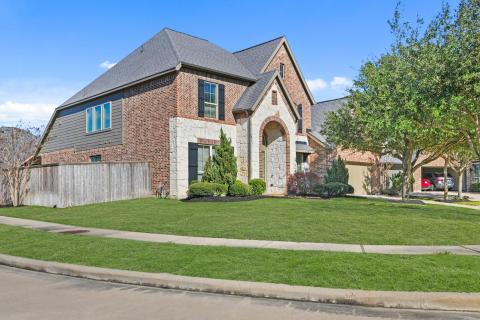 2523 Crossvine Drive , Katy, TX 77494.