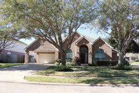 2015 Rustic Oak Lane N, Richmond, TX 77469.