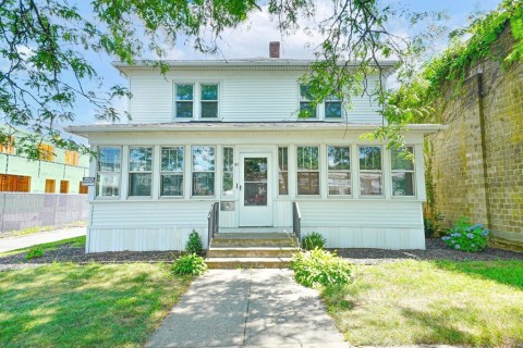 63 Parker St , Springfield, MA 01151.