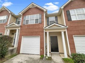 4944 Wexford Trail , Atlanta, GA 30349.