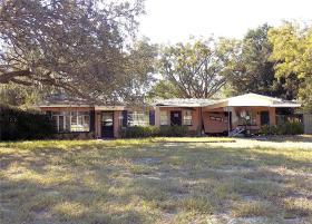 5509 TEMPLE HEIGHTS ROAD , TEMPLE TERRACE, FL 33617.